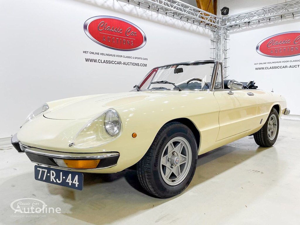 Prodaje se Alfa Romeo Spider kabriolet na aukciji