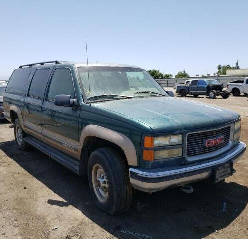 GMC SUBURBAN terenac