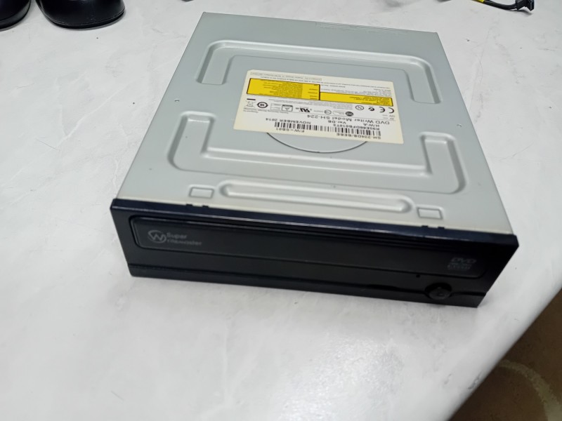 dvd rw sata toshiba samsung ispravan