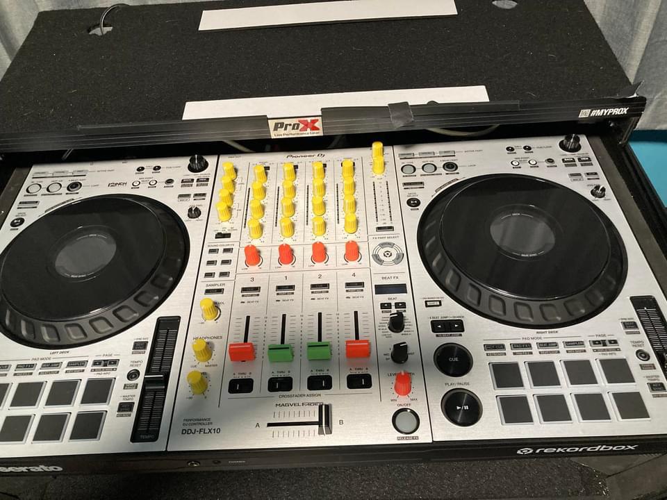 Prodajem Pioneer DDJ-FLX6-GT-W DJ kontroler / Pioneer DDJ-FLX10 / Pioneer DJ DDJ-1000SRT-W / Denon Dj Sc5000 Prime / Pioneer CDJ-3000 / Allen & Heath XONE 96 DJ mikser/ Pioneer XDJ-RX3 DJ sustav