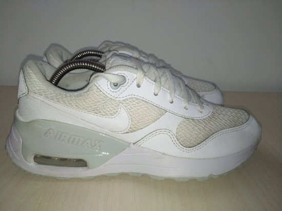 Ženske patike Nike Air Max SYSTM br 38,5 ORIGINAL