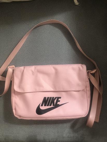 Nike torba