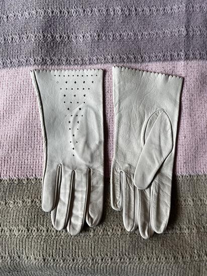 Kozne bele rukavice