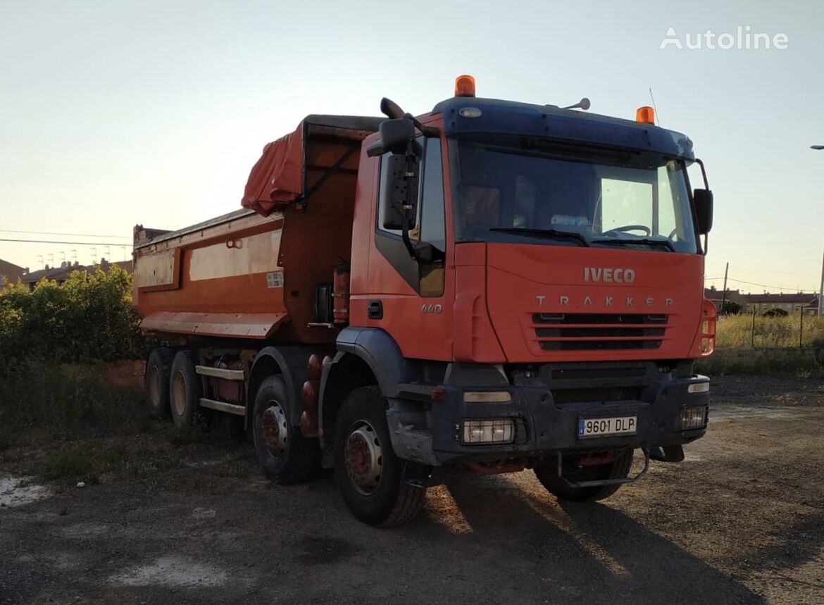 IVECO 410E44H kiper