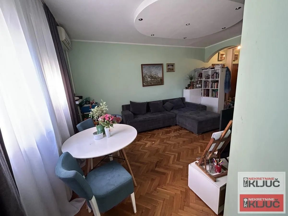 Prodaja, dvosoban stan, 48m2, Bulevar patrijarha Pavla, Novi Sad, Novi Sad