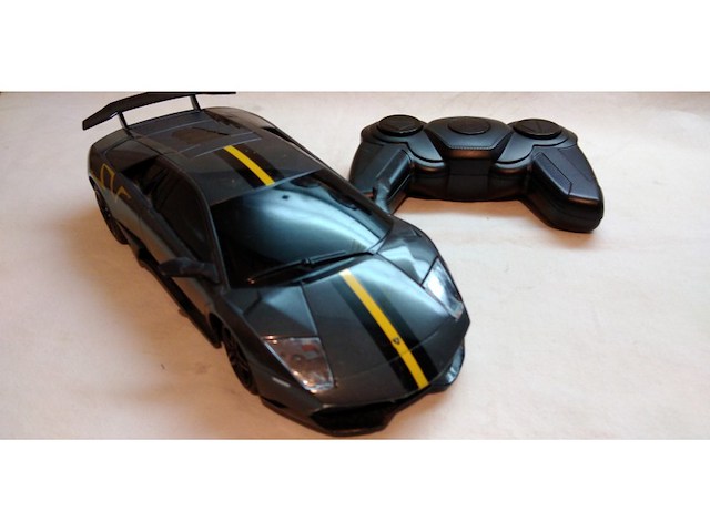 na daljinski Lamborghini ,2,4 GHz. razmera 1:24, u auto