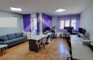 Prodajem Stan-Apartman, Centar, Kragujevac Grad