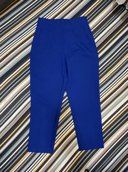 Nove Zara royal poslovne pantalone L SNIZENJE