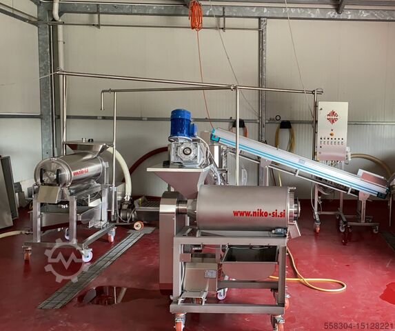 Red obrade kamenog voća.
Sraml destoner and puree processing line