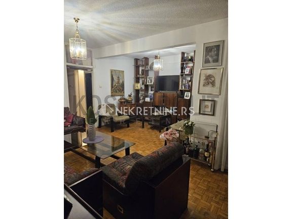 Vračar, Cvetni trg, Kralja Milutina, 2.0, 58m2, 280000 EUR