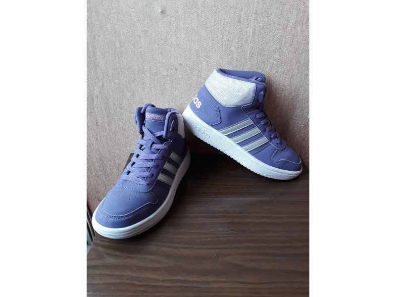 PATIKE "ADIDAS" br. 37,5/23,5cm.