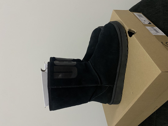 UGG original cizme sa kutijom