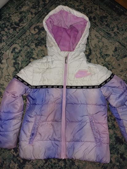 Nike jakna za devojcice 6(M)