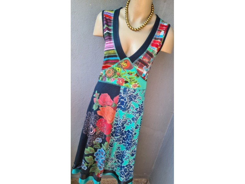 Original Desigual haljina M obucena par puta