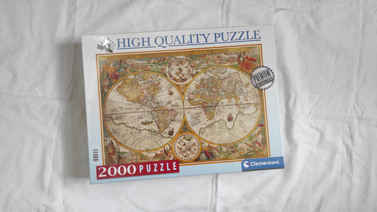 Puzzle 2000 delova NOVE