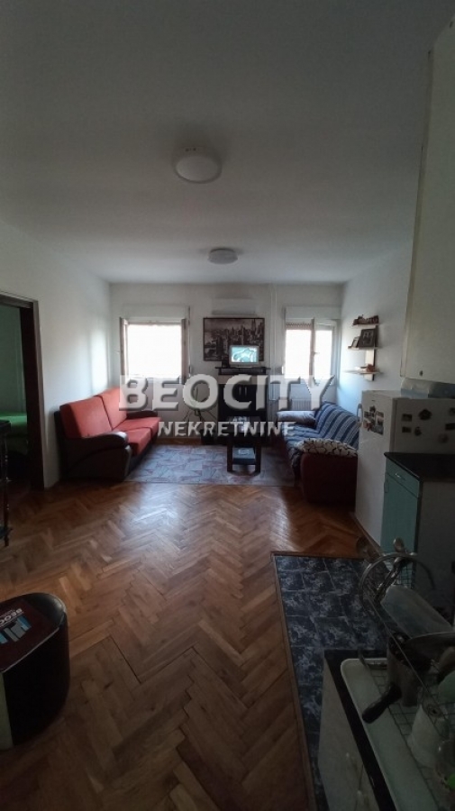 Novi Sad, Centar, Futoška, 1. 5, 34m2, 79000EUR