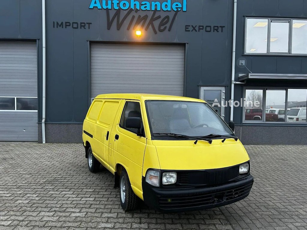 Toyota Lite-Ace 2.0 D Commercial minibus furgon