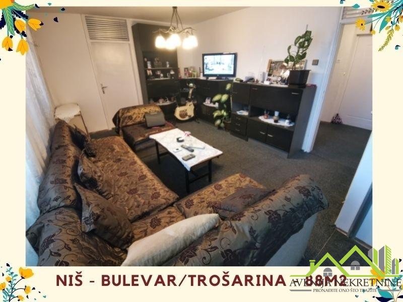 NIŠ - BULEVAR NEMANJIĆA - 4.0 stan - 88M2