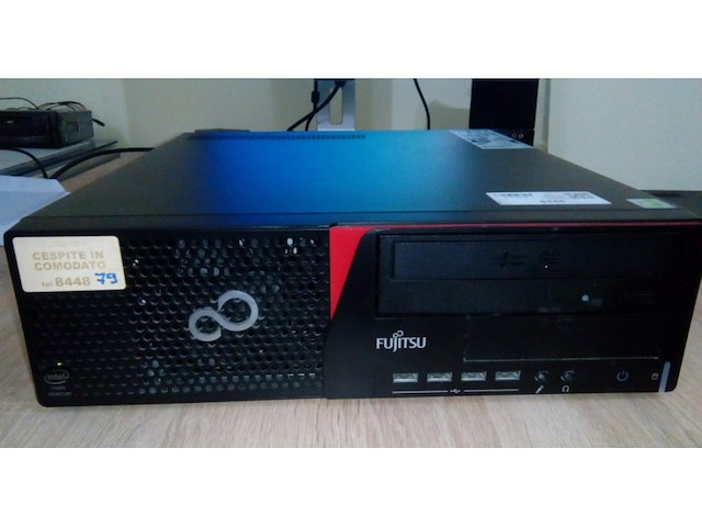 Desktop racunar (079) Fujitsu Esprimo E720 E85+ DT8