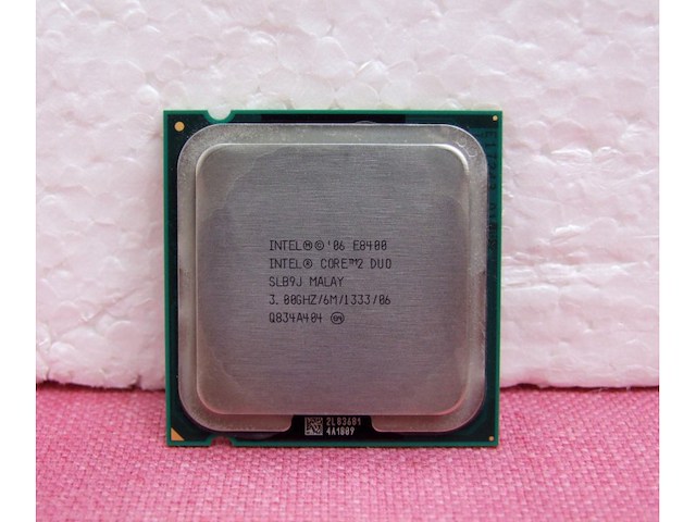 Intel Core 2 Duo E8400 3GHz/6MB/1333Mhz LGA775+GARANCIJ