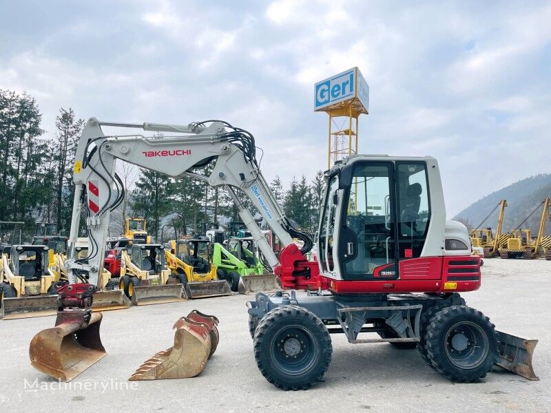 Takeuchi TB295W bager točkaš