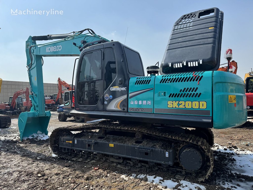 Kobelco SK200-8 bager guseničar