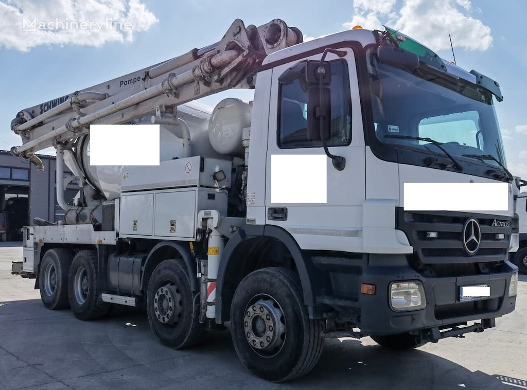 Schwing na šasiji Mercedes-Benz Actros 3241 pumpa za beton