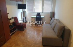 Prodajem Stan-Apartman, Centar, Novi Sad, €90.000