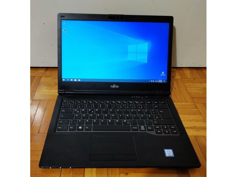 Fujitsu LifeBook E549/i3-8.gen/8Gb DDR4/256 NVMe/4h bat