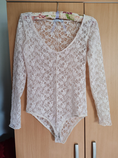 Stradivarius lace bodi