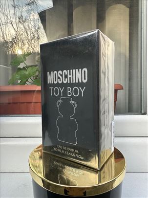 Moshino toy boy 100ml
