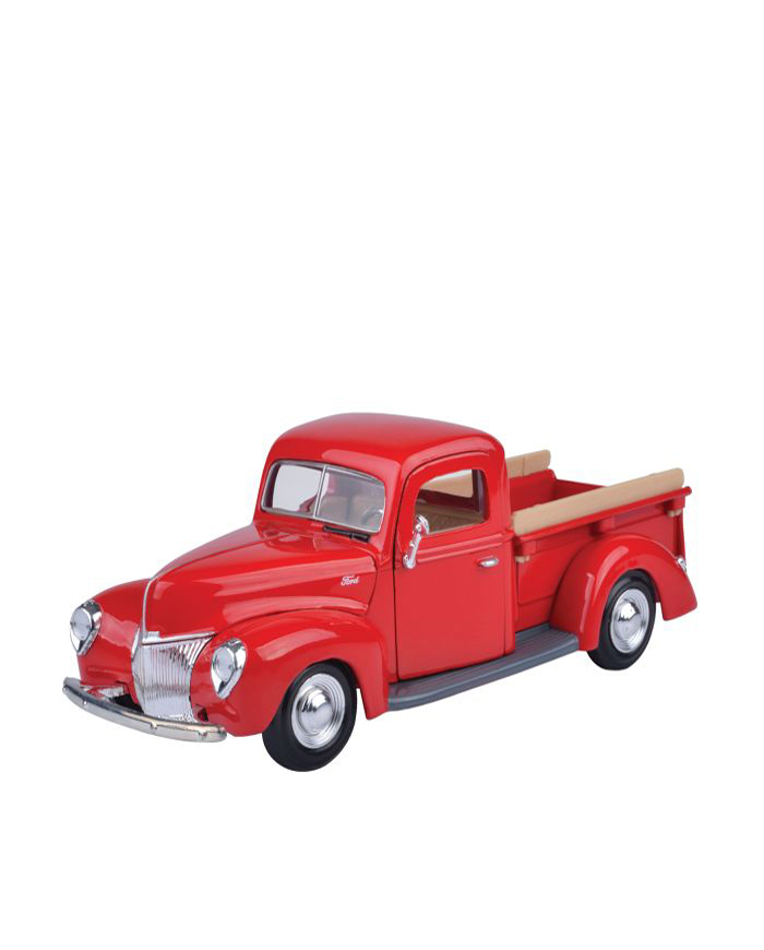 AUTO 1:24 FORD PICK UP Milenijum