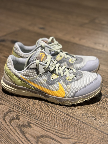 Nike trail patike 39