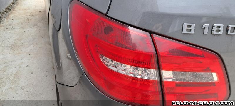 Mercedes B Levo Stop Svetlo 246 Svetla I Signalizacija