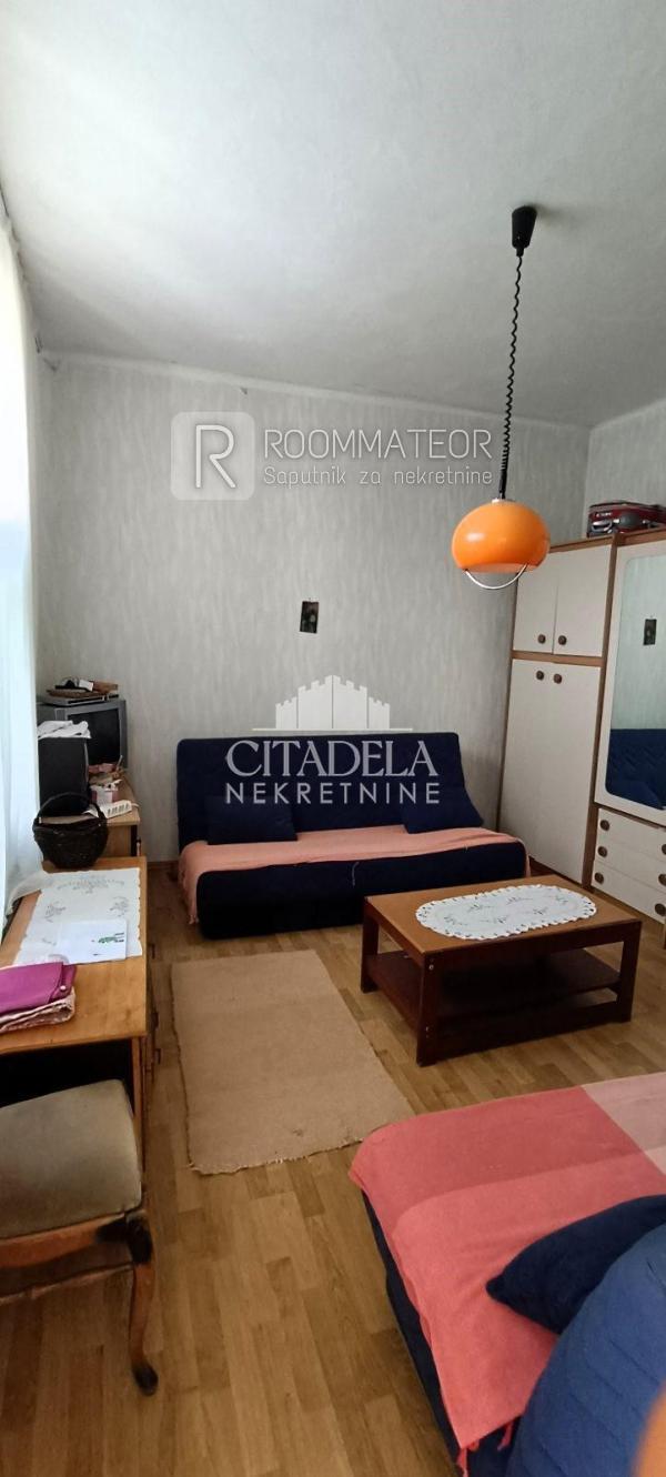 Dimitrija Konjovića, Kuća na prodaju, 67m2, 99.000€