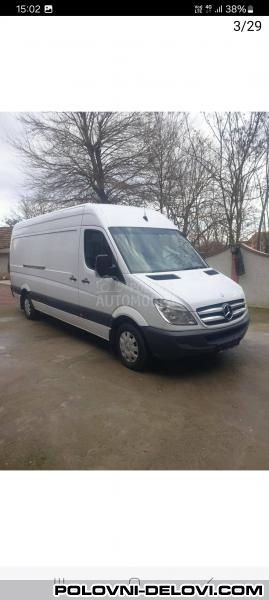 Mercedes Sprinter Kompletan Auto U Delovima