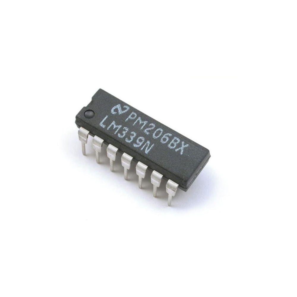 IC 4XComp +-18V 300ns DIP14