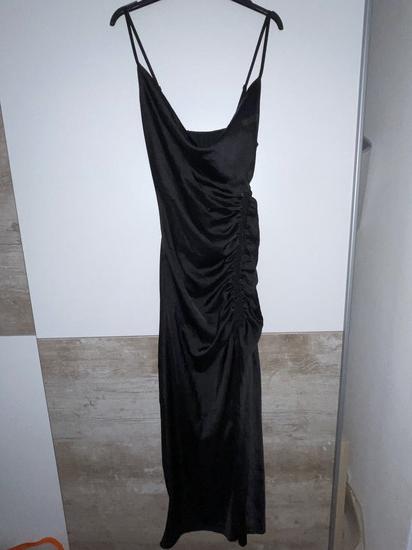 Crna haljina