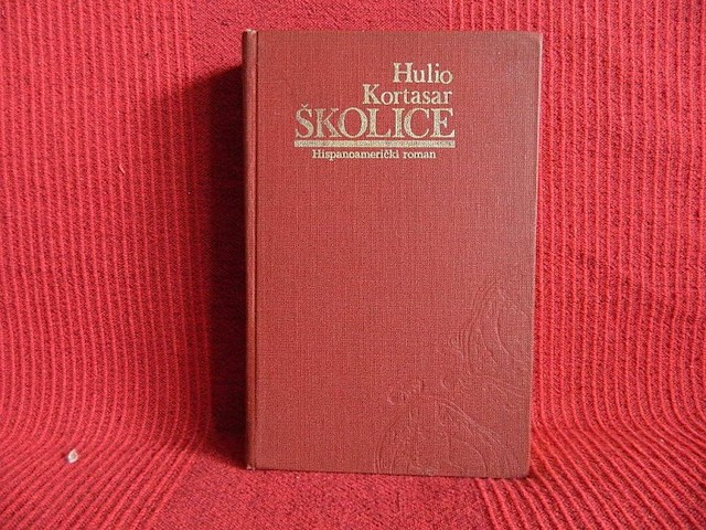 Hulio Kortasar- Školice