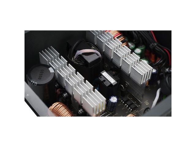 DeepCool PF600 * Napajanje 80PLUS 600W 1x 20+4pin, 2x 4pin, 2x PCI-E(6+2)x2, 1x EPS 8pin(4+4), 120mm