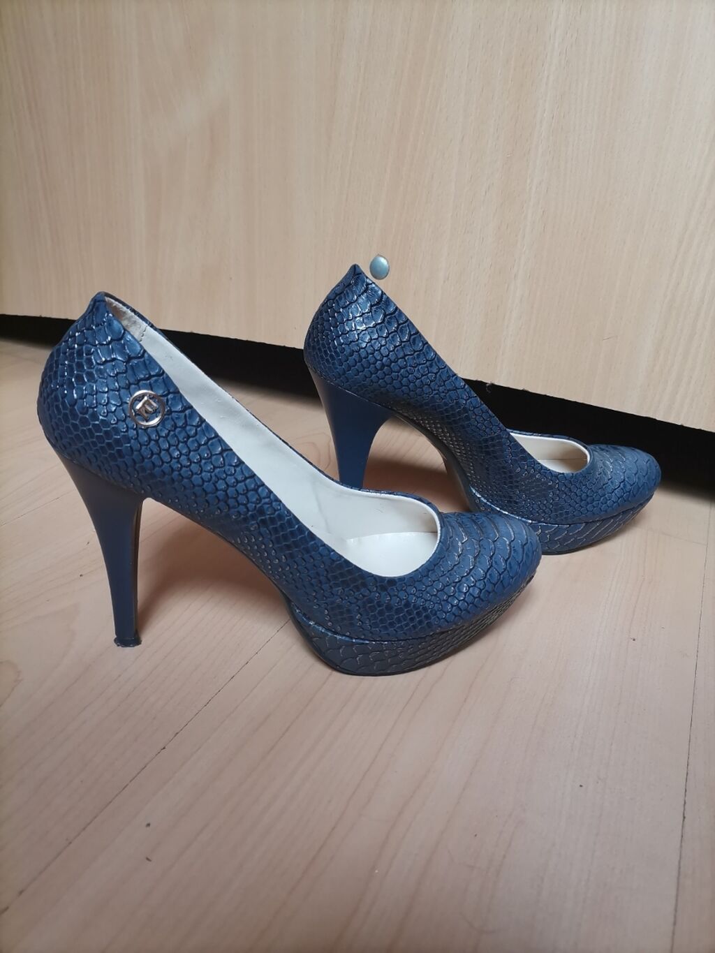 Salonke, Size: 39