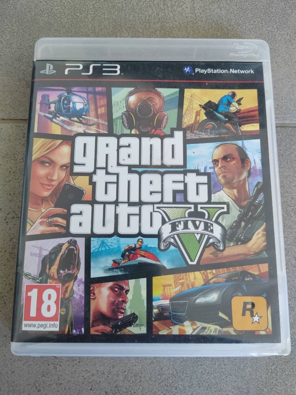 GTA 5 - PS3 igra Malo je korišćena, odlično je očuvana. Nema