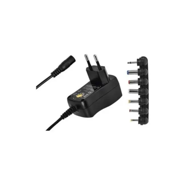 ADAPTER UNIVERZALNI STRUJNI 1500 mA+USB izlaz 5 V-2 A