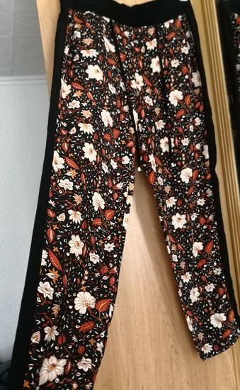 NOVE, PRELEPE PANTALONE, DIVNA VISKOZA