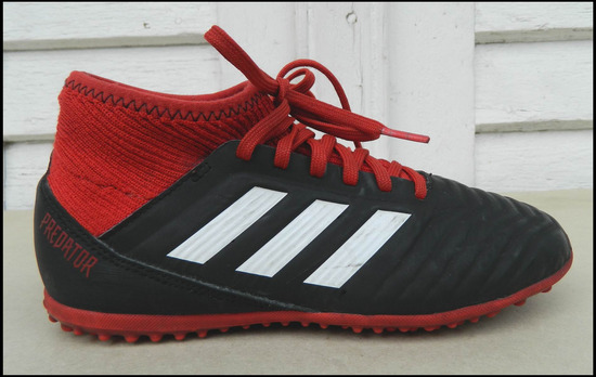 Adidas predator patike za futbal 34