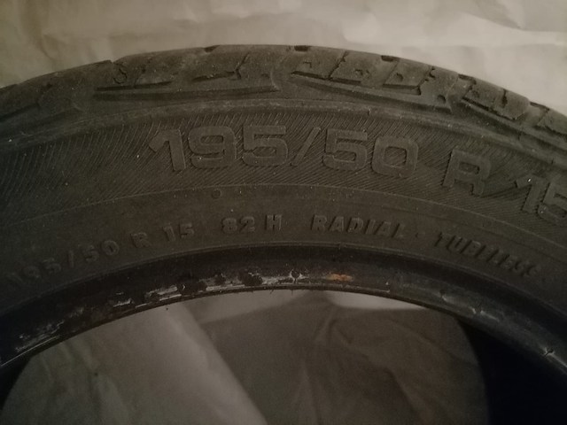 Letnje gume 195/50 R 15