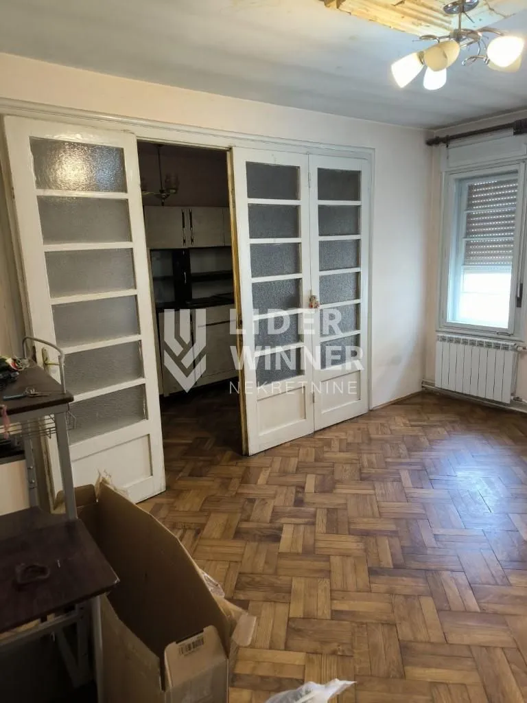 Prodaja, trosoban stan, 77m2, Stari Grad, Beograd