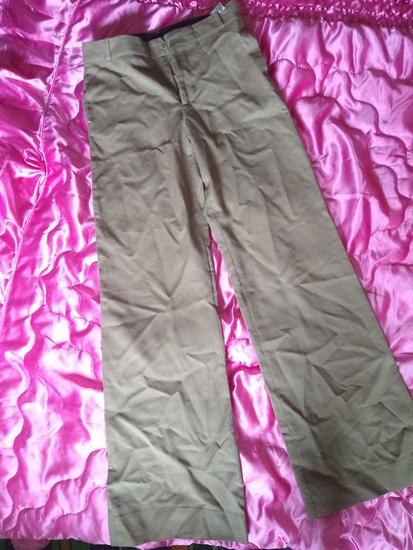 Zara bez pantalone