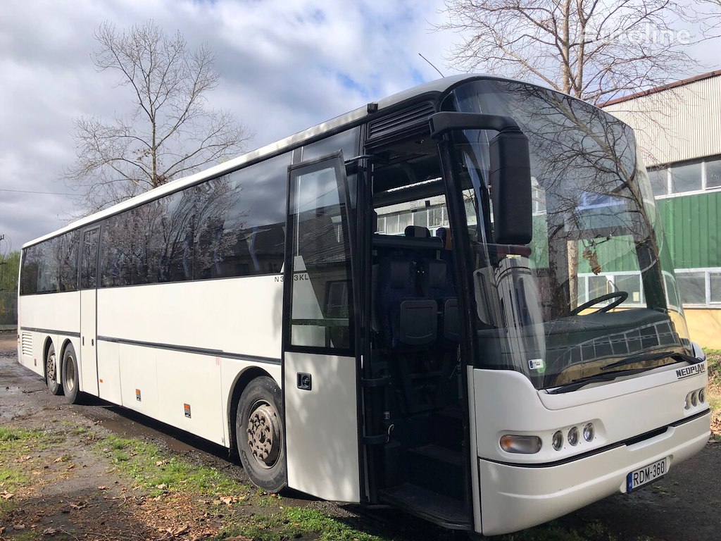 Neoplan 316/3 KL turistički autobus