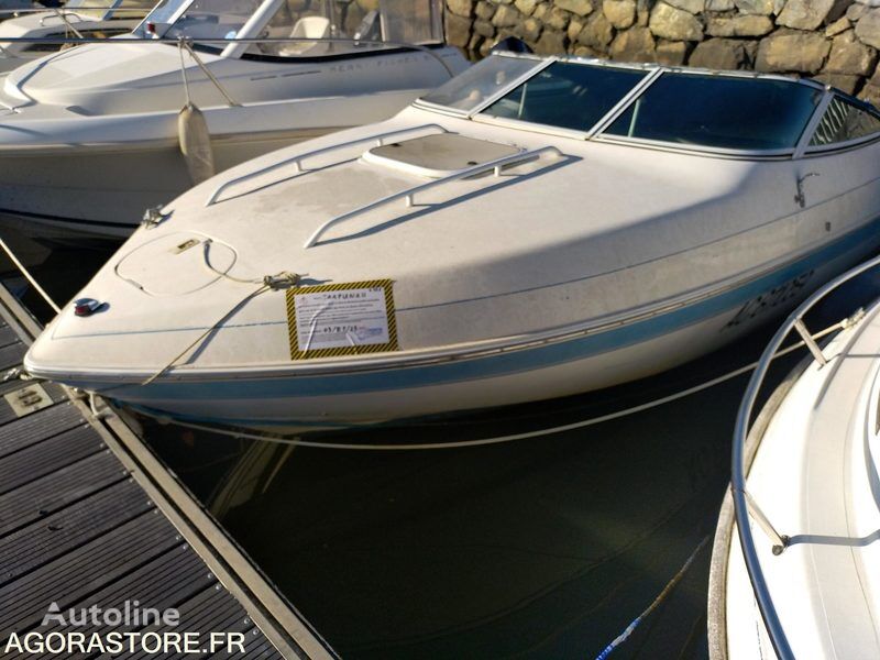 Prodaje se Chris Craft Concept 208 čamac na aukciji